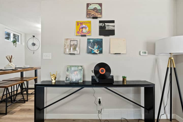 2br Suite, Fast Wi-fi, Desk, By Denver & Red Rocks - Lakewood, CO