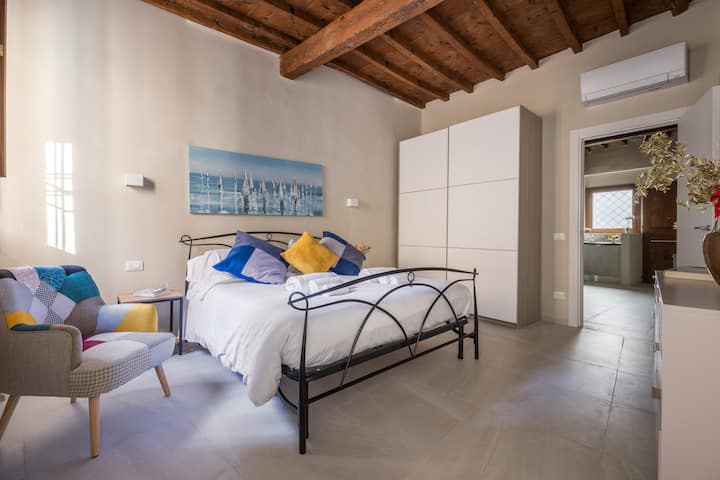 Dimora Camaldoli - Authentic Florence Experience - Floransa