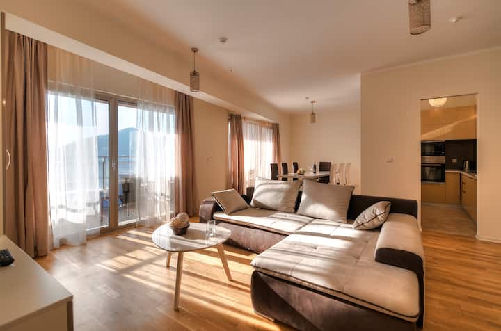 3 Bedrooms Superior With Panoramic Sea View - Budva