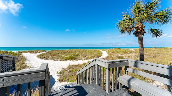 Quiet Beach + Sunset Views - Longboat Key, FL