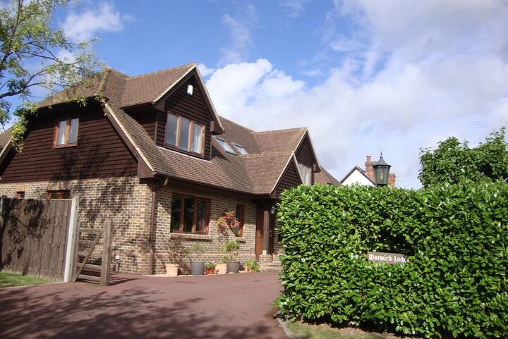 Warwick Lodge Annex In West Clandon - Guildford