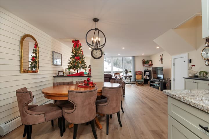 4br/4 Bath Okemo Village Condo - Ludlow, VT