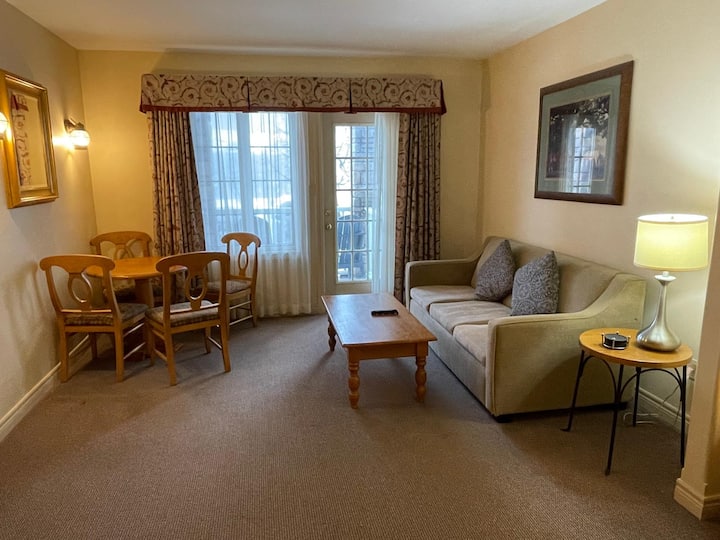 Relaxing Condo In Shanty Bay Oro - Horseshoe Valley, ON