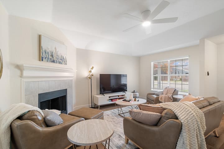 3-bedroom House In Arlington, Walk To At&t Stadium - Globe Life Park - Arlington