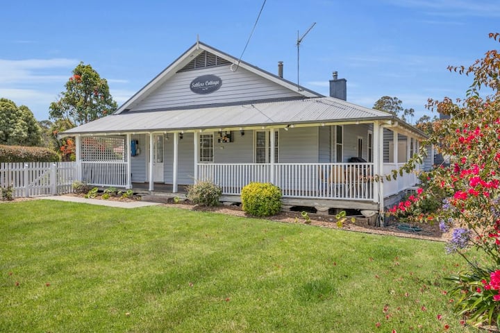 Settlers Cottage - Pet Friendly - Eden