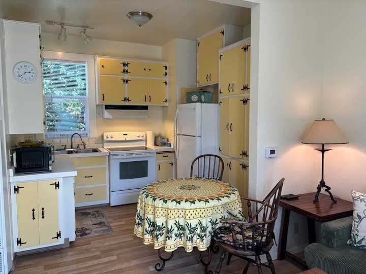 The Carriage House - Eureka, CA