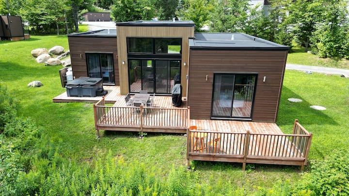 Meribel : 4 Bedrooms, Hot Tub - Mont-Tremblant