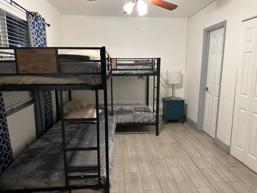 Bed in dormitory room#1 - Houses for Rent in Miami, Florida, United ...
