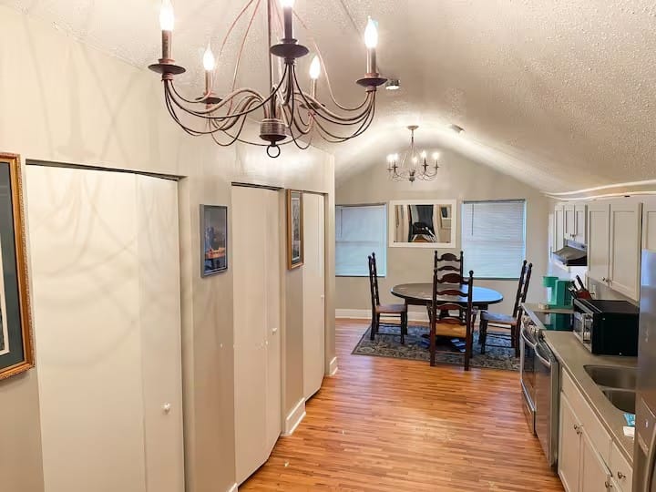 Teal House Flat 5 - Master Loft 1 Br / 1 Ba - Montgomery, AL