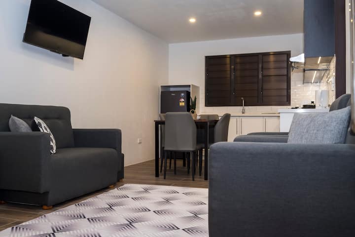 Flat 11 - 2 Master Bedroom - Nadi