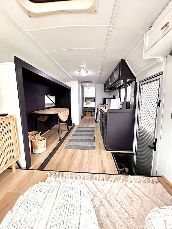 Stable & Nook - The Snug - Fish Creek