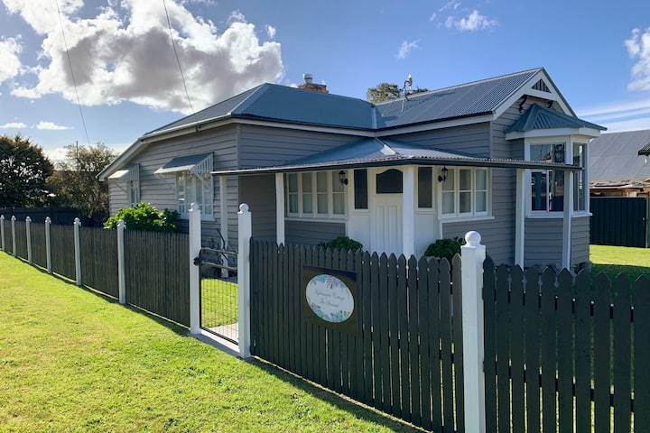 Granite Belt Country Cottage. - Stanthorpe