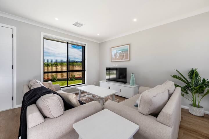 Shiraz Villa - McLaren Vale