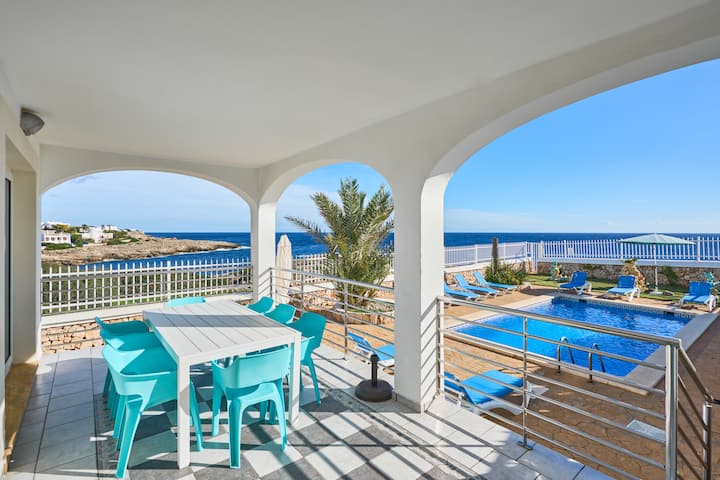 Estella Matutina, Seafront Villa - Cala d'Or