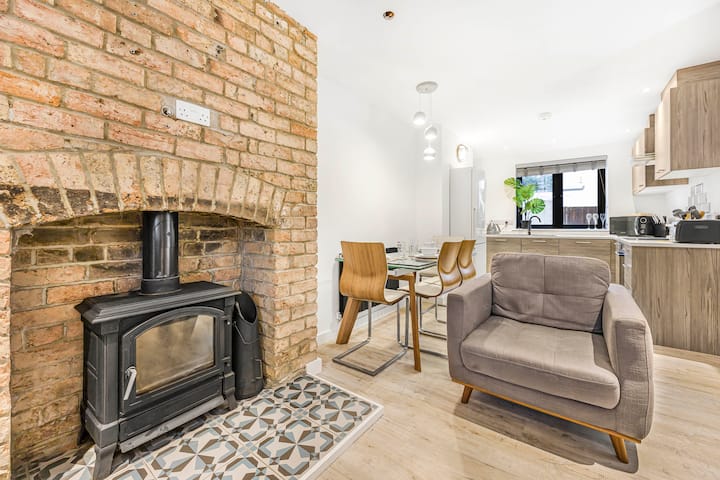 Quaint Mews House In Tivoli - Winchcombe