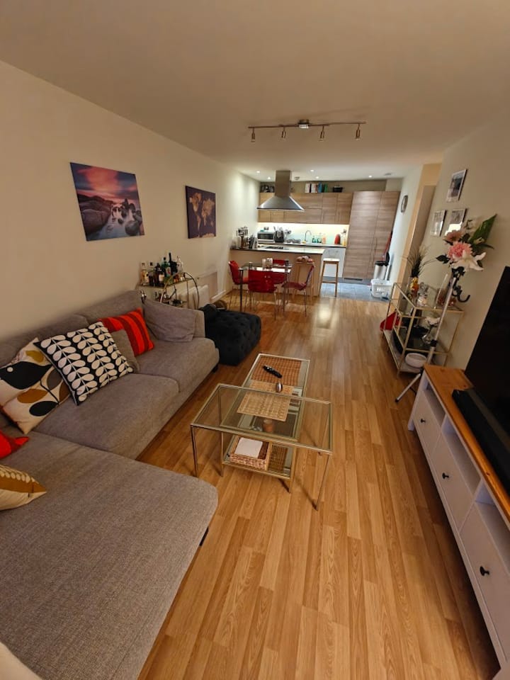 Modern 1 Bedroom Apartment-10 Min To Victoria Line - Leyton