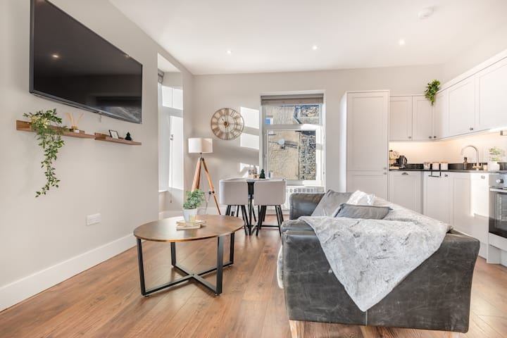 The Cosy Loft, Pet Friendly In Windermere - Windermere