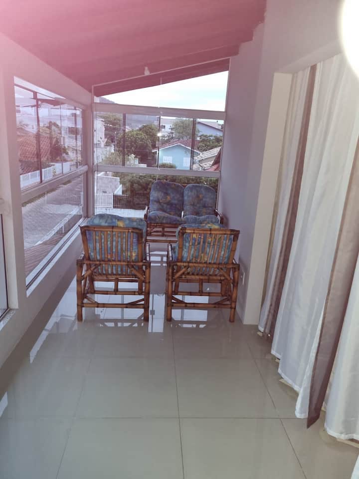 Casa Perto Da Praia E Completa - Florianópolis