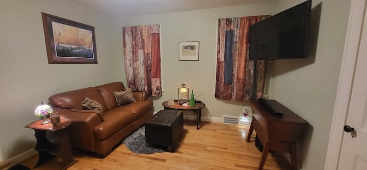 Novelty Ohio Retreat 3b 2b Woods - Bainbridge, OH