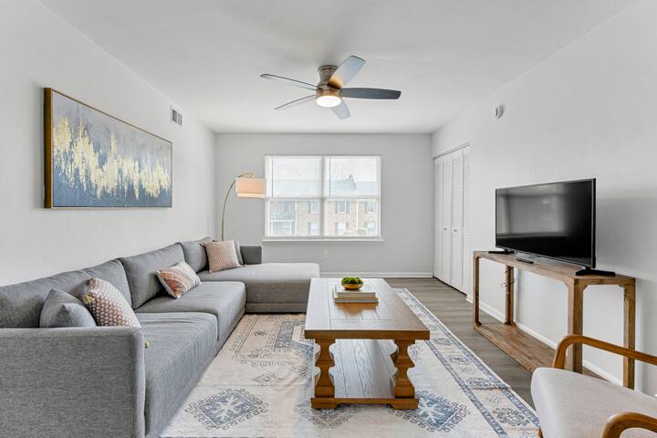 30+days- 3 Bed Modern & Cozy - Virginia Beach, VA