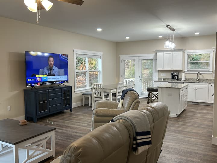 New W/ A View Sylva Wcu Cherokee - Sylva, NC