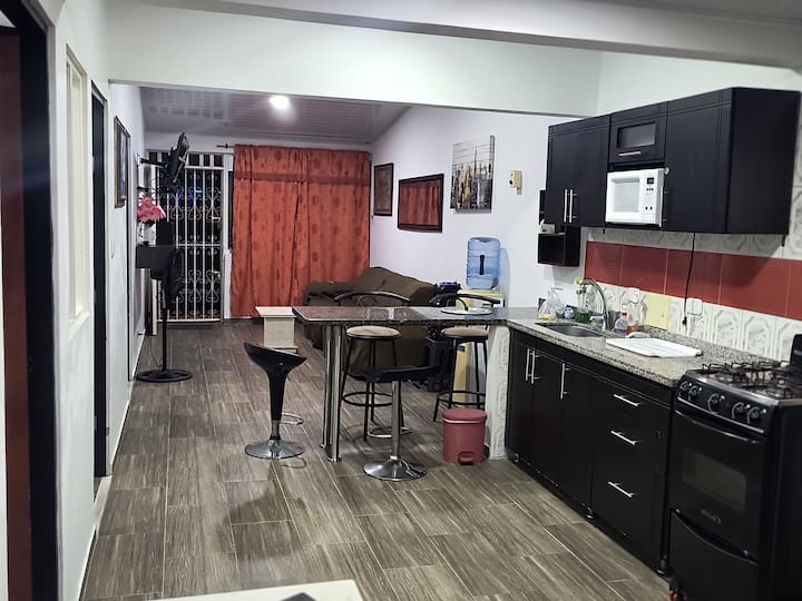 Linda Casa Con Todo Bien Ubicada - Villavicencio