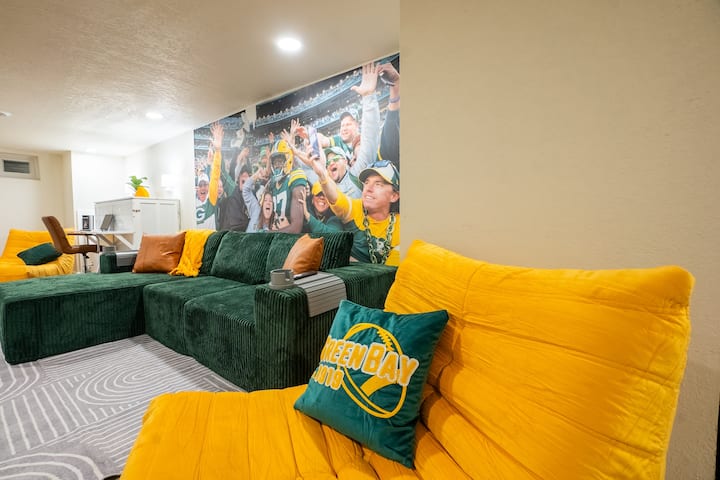 Curly's Casa-12 Min Walk Lambeau - Green Bay, WI