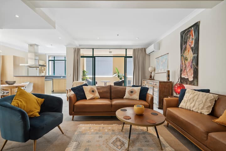 Spacious 2 Bd, 2 Bath, Central City + Free Parking - Wellington