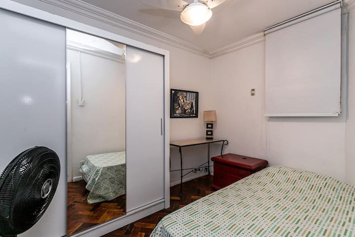 Quarto Individual E Confortável - Rio de Janeiro