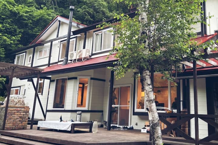 【南アルプス天然温泉】1棟貸切 最大10名|森の中で焚き火&bbq - 南アルプス市