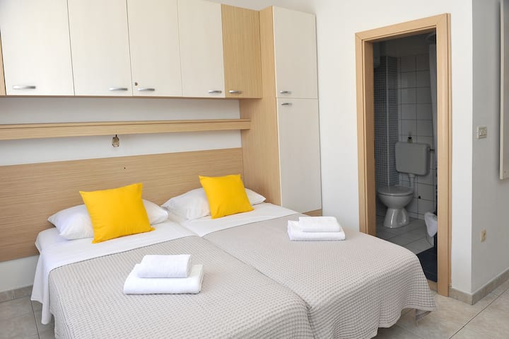 Studio Apartment Zvizda Mora 1 - Split City Center - Split
