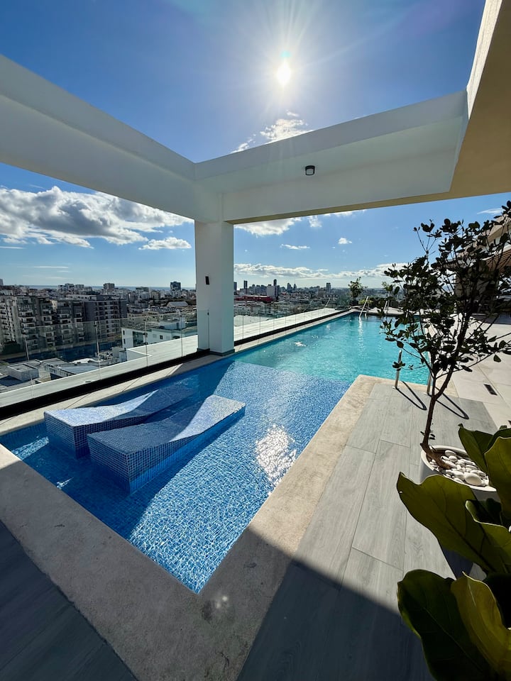 Luxury 2br Condo In Distrito Nacional | Pool & Gym - Santo Domingo