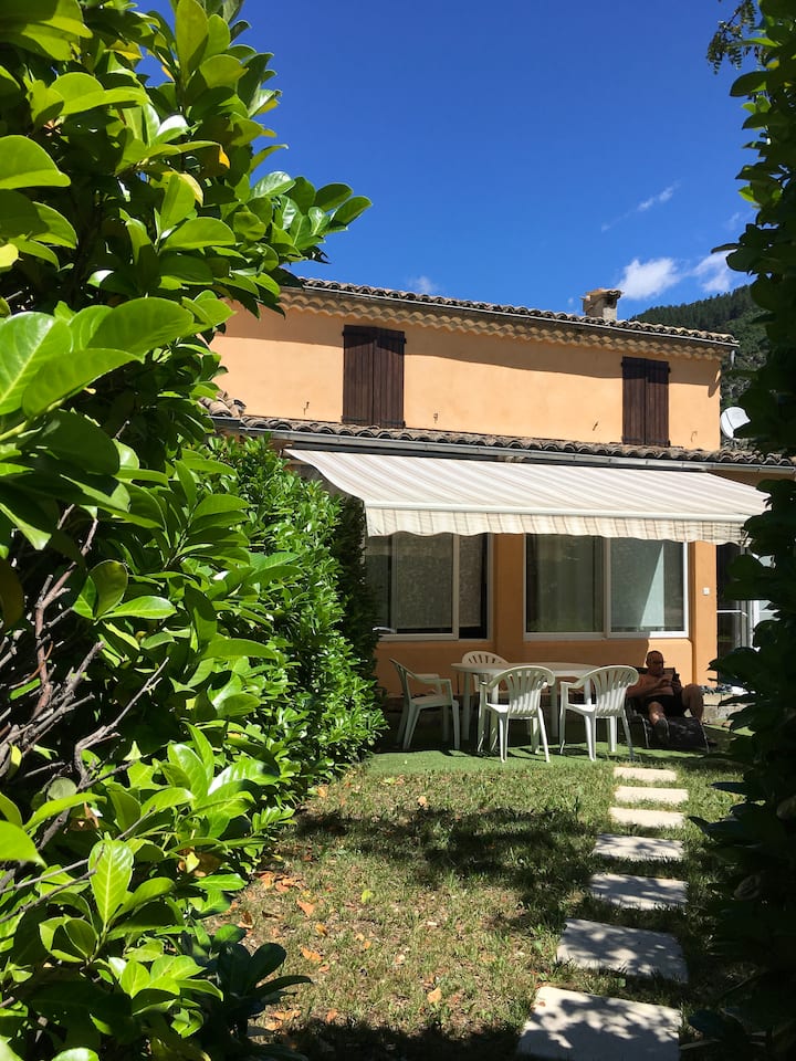 Maison De Type Familiale - Entrevaux