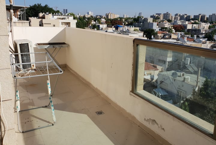 квартира с большим балконом - Telavive