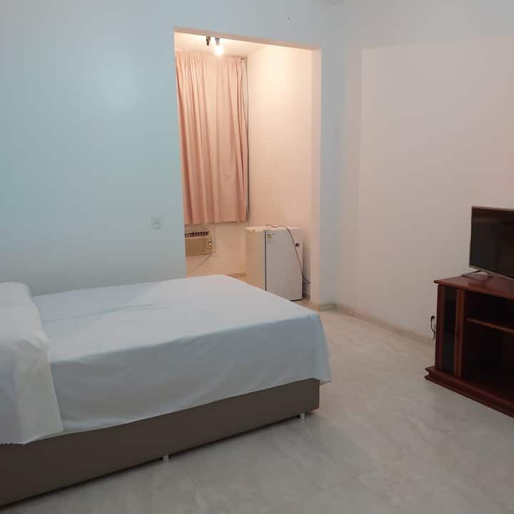 Quarto Para Casal E Banheiro Privativo Novo - Rio de Janeiro