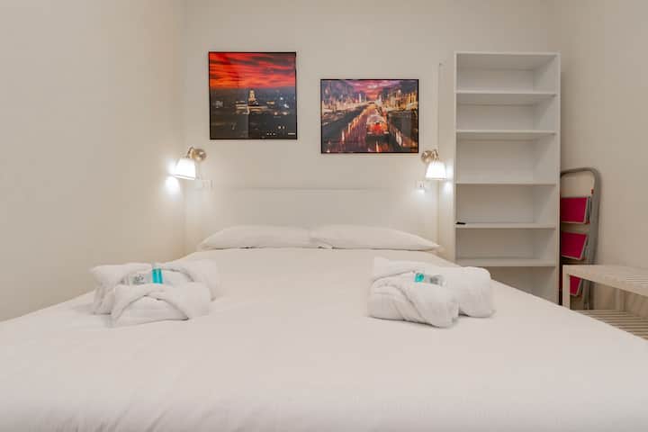 I-host Apartment - Pomponazzi Iris - Milan