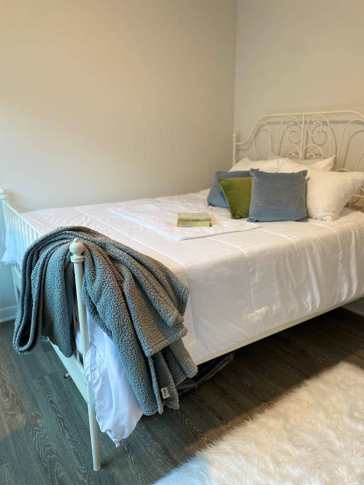 Cozy Christian Quiet Retreat - Mahwah, NJ