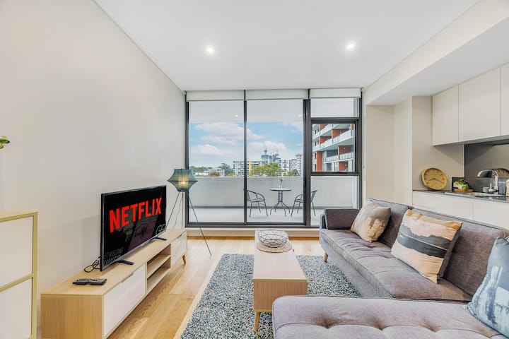Charming 1bed Pool & Gym Next To Metro And Mall Mq - Lane Cove