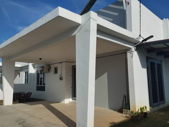 Homestay Taman Puteri Pokok Sena - Pokok Sena