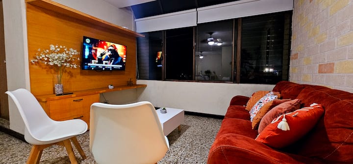 Villas Las Palmas 33 - 5 Huéspedes - Wifi 370 Mbps - San Salvador