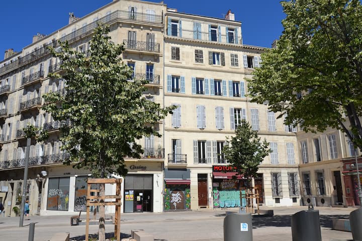 Spacieux T3 Dans Le Quartier Le Plus Branché; +Vue - Marseille