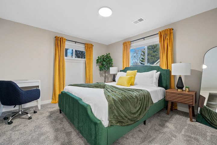 Cozy Room, Queen Bed, Wfh, Near Red Rocks & Denver - Denver, CO