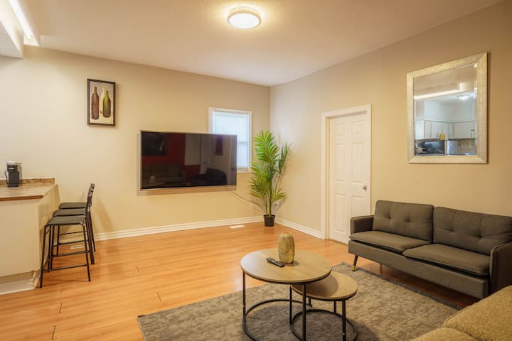 Stay In Downtown Ottawa - Ottawa
