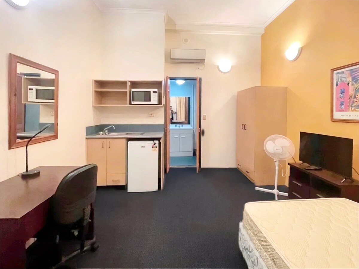 Cosy and Convenient Studio in the Heart of Ultimo - Apartments for Rent ...