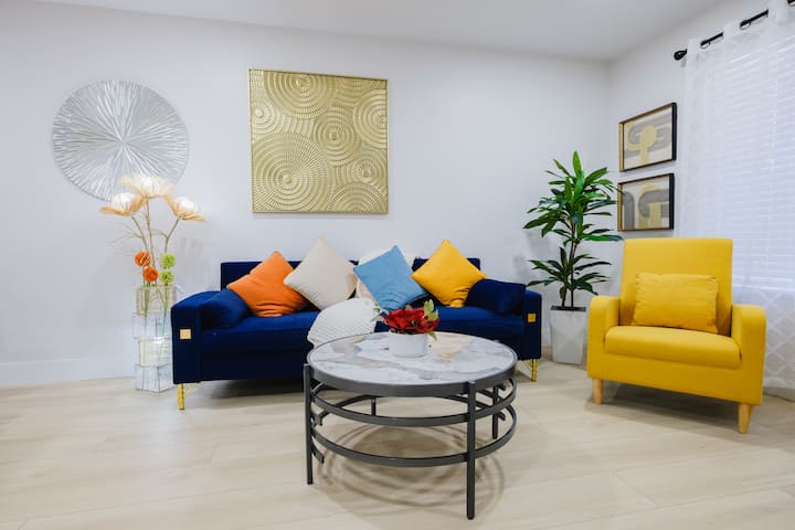 Minutes Away From Strip - 2bedroom, Wifi, Parking - Las Vegas