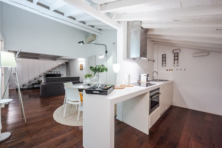 Ghirlandina Loft | Nel Centro Storico Di Modena - Modena