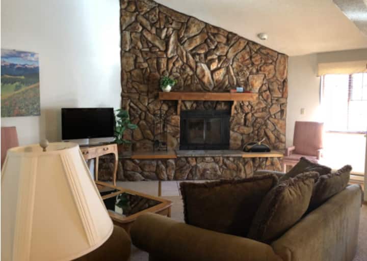 Goldenwoods Condominium At Powderhorn Resort - Mesa, CO