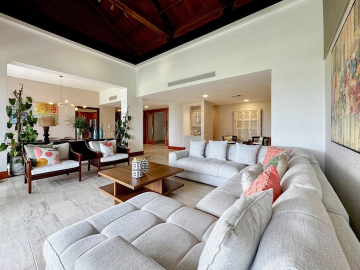 Stylish Penthouse With Panoramic View Over Dyefore - La Romana