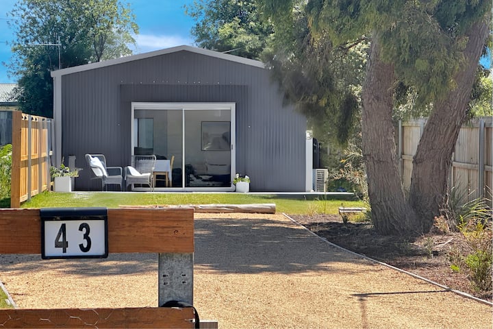 Two Gums Cottage - 