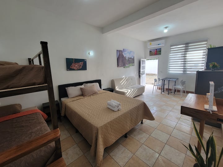 Apto. 1c Semifamiliar - San Benito